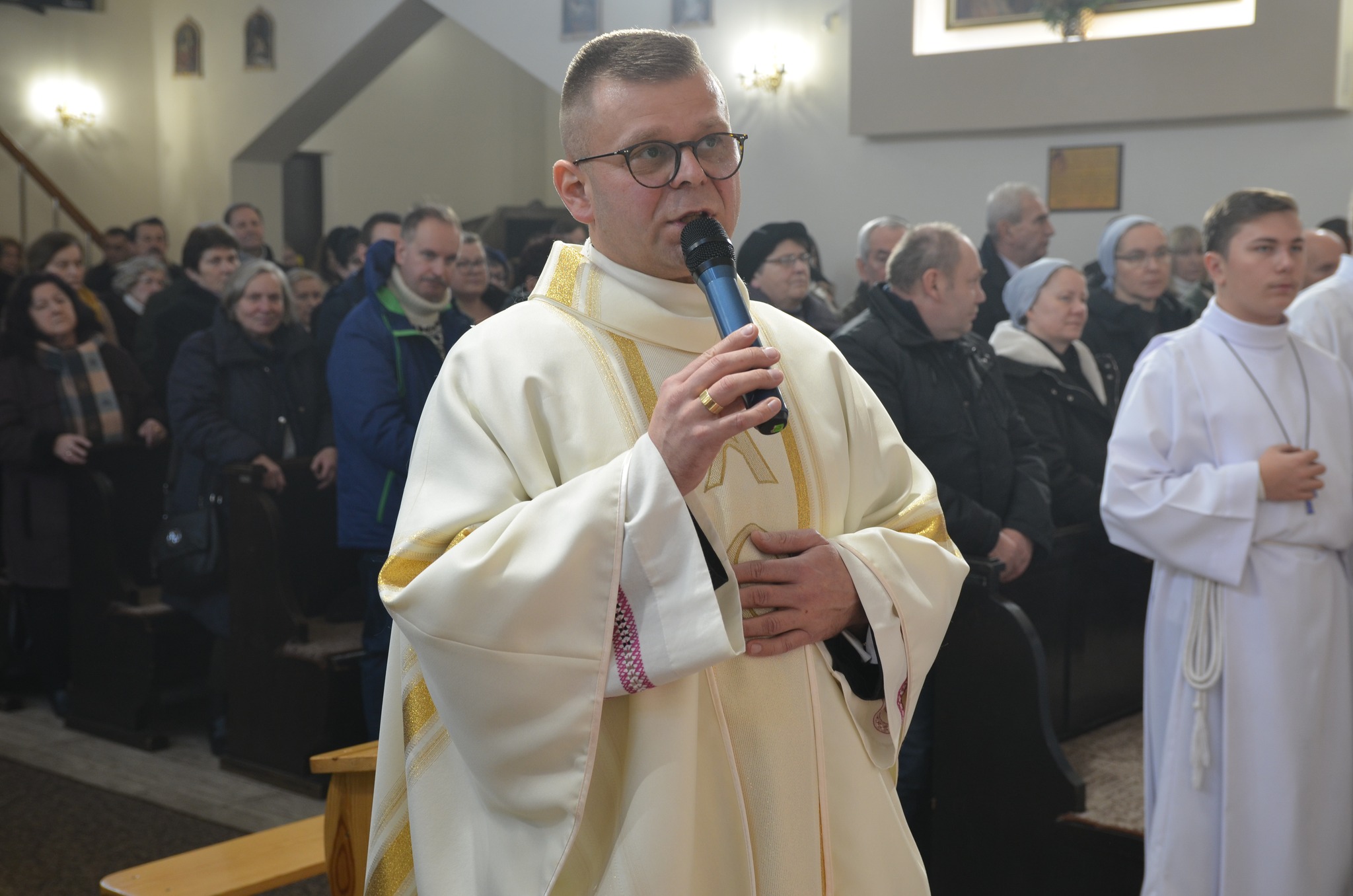 ks Konrad Świstak – proboszcz Parafii Jezusa Chrystusa Króla ...
